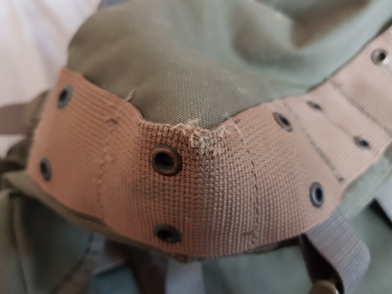 Dutch airforce backpack 2nd grade 04 – Thailand Travel Base